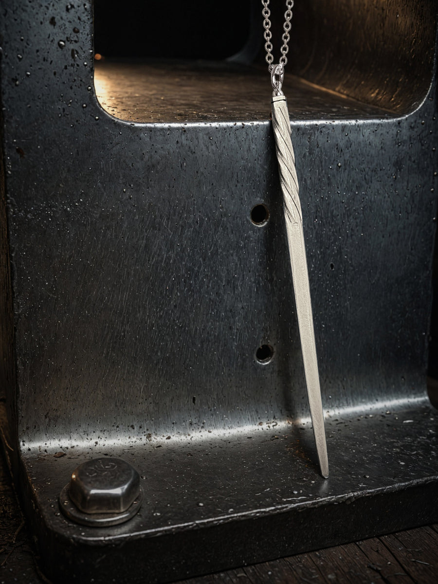 The Minimal Twist Wand – Silver Wand Co